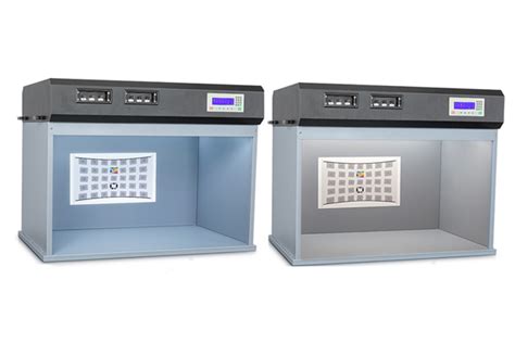 D65光源与d50光源在颜色上有什么不同？ Doho标准光源对色灯箱厂家