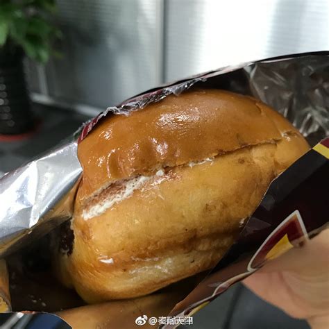 ：你们还记不记得这个，福厦的32面包，喔，小时候总吃