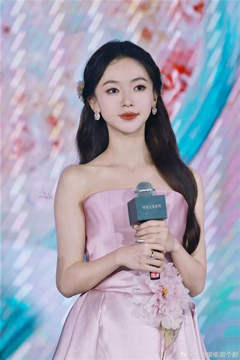 吳謹言閃婚被頂替？老闆秒簽約「天選古裝正妹」 絕美照曝光 娛樂星聞