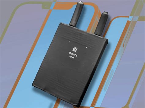 Silicon Is Coming To Smartphone Batteries For A Big Energy Boost A New Silicon Anode Battery