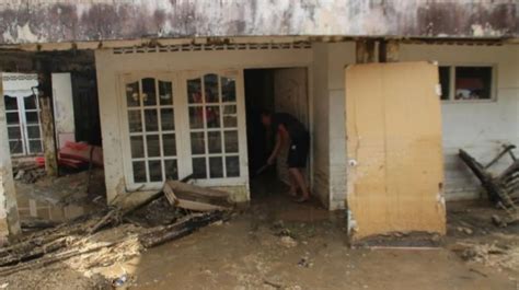 Banjir Di Ngarai Sianok Bukittinggi Rusak Rumah Warga Kerugian Ratusan Juta