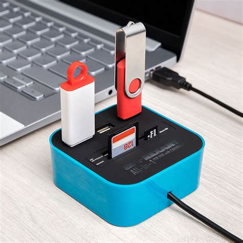 Разветвитель USB на 3 порта+картридер (все в одном) черный REXANT ...