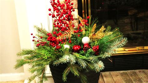 Diy Christmas Planter Dew In The City Vlogs අඩු වියදමින් නත්තල් සැරසිල්ලක් සදා ගන්න Youtube