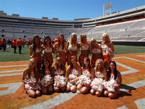 Nfl And College Cheerleaders Photos Oklahoma State Cheerleaders Make