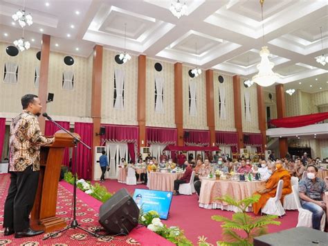 Gubernur Sulsel Silaturahmi Dengan Persatuan Umat Buddha Indonesia