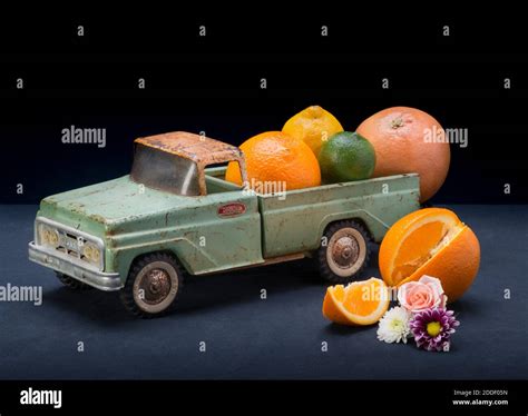 Obst obst lkw produzieren Fotos und Bildmaterial in hoher Auflösung