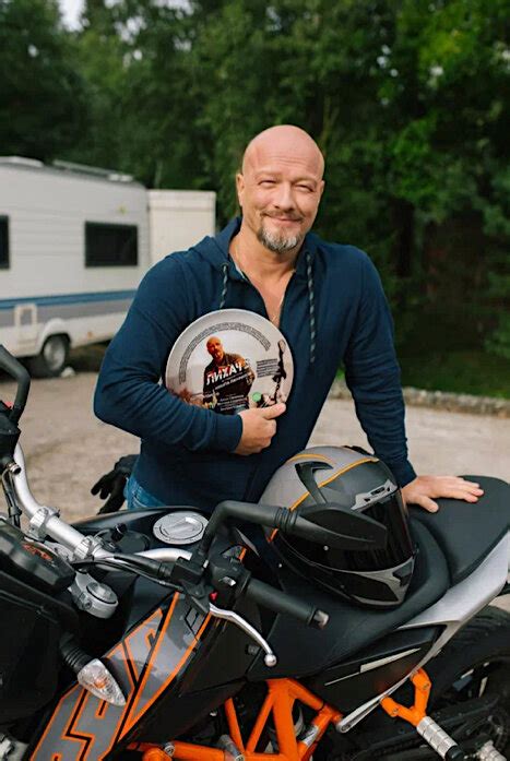 Лучшие российские сериалы детективы 2023 года список новинок и мировых премьер