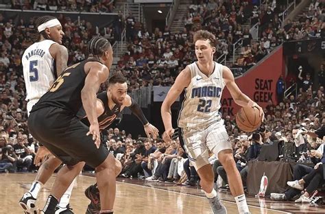 5年22億！nba最大垃圾合約，交易市場無人要，三巨頭趕快散夥 新浪香港