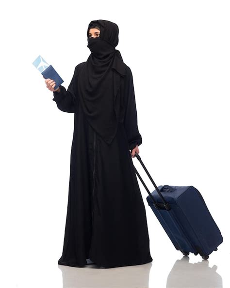 Premium Photo Travel Tourism Flight And People Concept Muslim