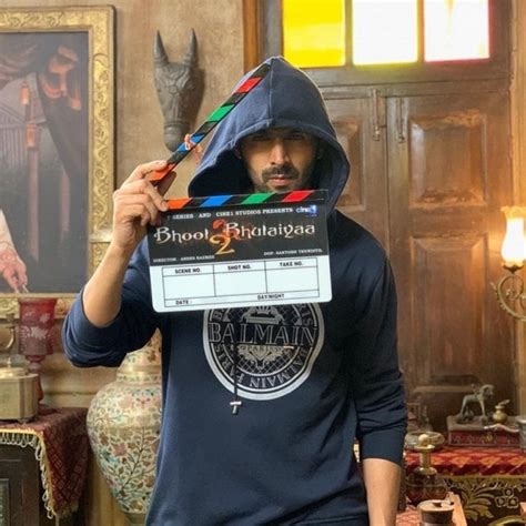 Bhool Bhulaiyaa 2 Kartik Aaryan And Kiara Advani Begin Shooting