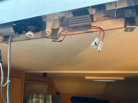 Hilfe Bei Elektrik Dachluke Hobby Ak Hobby Wohnmobil Forum