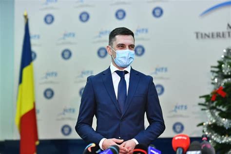 Ministrul Novak Ana Maria Popescu Nu Ar Fi Luat Medalia De Aur La Jo