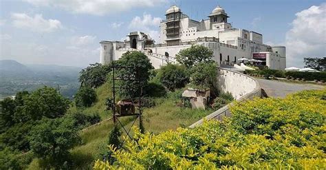 Sajjangarh Monsoon Palace Udaipur Is A Perfect Retreat In 2025