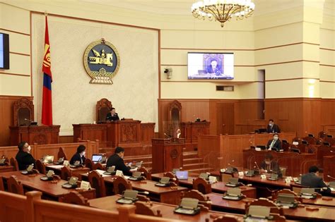 Ерөнхийлөгчийн сонгуулийн тухай хуулийг батлав