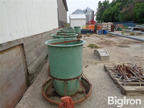 Osborn 7 12 Bushel Grower Feeders Agriculture Bigiron