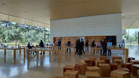 【apple Park 圖輯】帶你一覽蘋果總部、賈伯斯劇院以及訪客中心 Inside