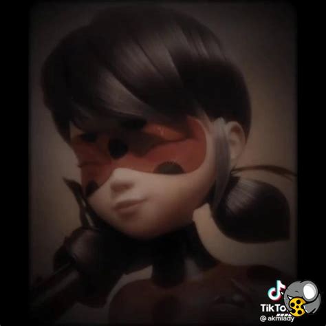 تیک تاک دختر کفشدوزکی و گربه سیاه فیلو