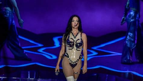 Katy Perry Lanza Nuevo álbum Musical 143