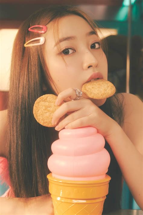 SM Rilis Teaser SHINee Kai EXO Red Velvet Untuk SMTOWN 2022 SMCU