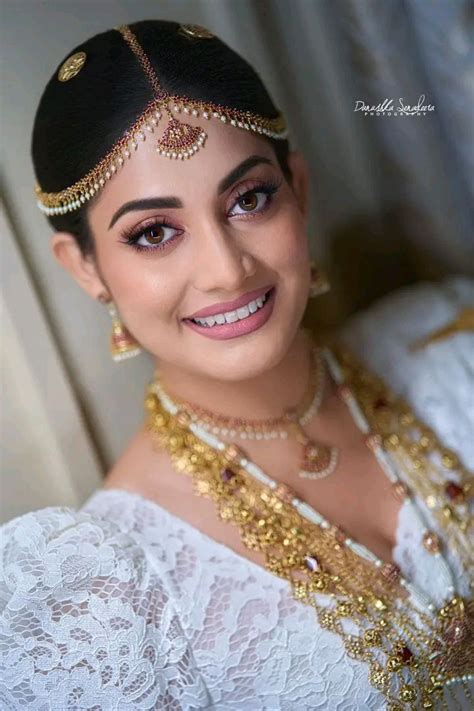 Traditional Sri Lankan Sinhalese Wedding