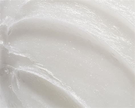 Can Vaseline Remove Eyelash Extensions We Asked Experts
