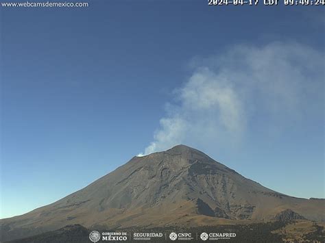 El volcán Popocatépetl emite 69 exhalaciones 14 minutos de tremor y