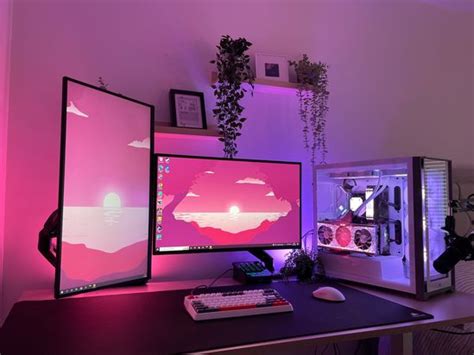 Gaming Room Setup With Dual Monitors