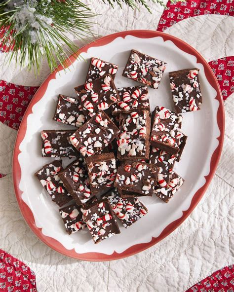 55 Easy Christmas Candy Recipes Homemade Christmas Candy Ideas