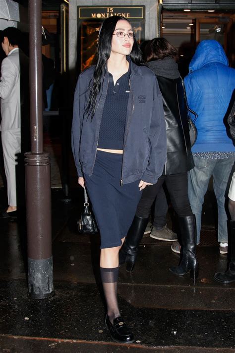 Amelia Gray Clothes And Outfits Star Style Celebrity Fashion