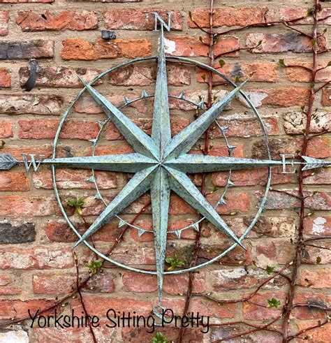 Green Vert De Gris Compass Garden Wall Decoration