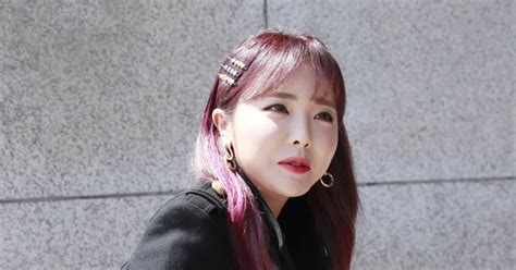 논문 표절 자숙 홍진영 새 게시물 업로드 복귀 시동