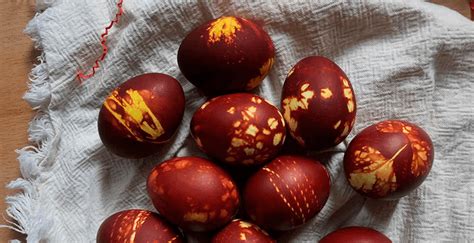 Как красить яйца на Пасху в луковой шелухе лайфхаки Sunmag