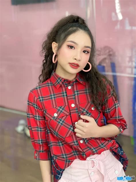 Ca Sĩ Đồng Hiền Trang Anh