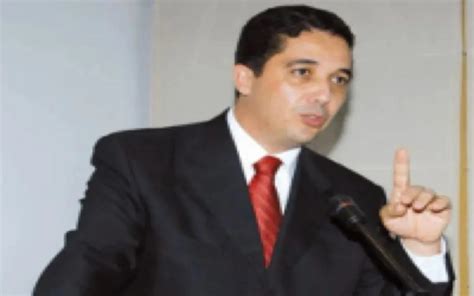 Lancien Pdg Dattijariwafa Bank Khalid Oudghiri Gracié