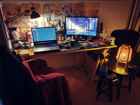 The Opposite Of A Minimalist Setup But It S How I Love It Scrolller