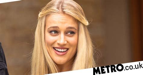 Neighbours Spoilers Roxy Willis Has Huge Sex Secret Soaps Metro News