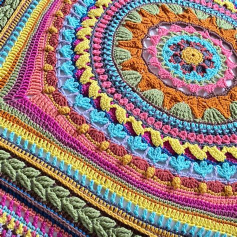 The Crochet Crowd Discover Free Patterns Tutorials And Stitch Alongs