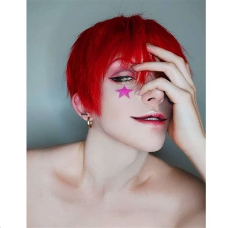 Pin By Hellie Heat On Beauty Hunterxhunter Hisoka Hisoka Hot Cosplay