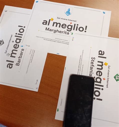 Promuovere La Cittadinanza Digitale Delle Ragazze Centro Noemi