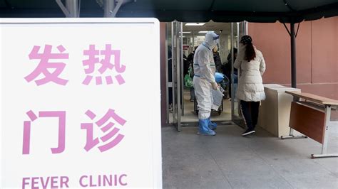 傳重症死亡率高因新冠原始毒株在中國流行 專家澄清：尚未發現
