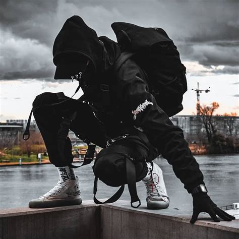 Gefällt Mal Kommentare TECHWEAR CRØWN techwear crown auf Instagram Rate this