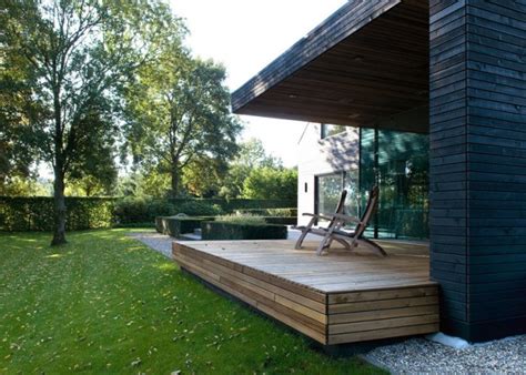 House In The Netherlands Upgraded With Black Cladding
