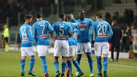 Serie A Anticipi E Posticipi Il Napoli Si Gioca Il Campionato Di