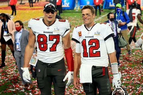 Tom Brady Calls Rob Gronkowski The Greatest Tight End Ever