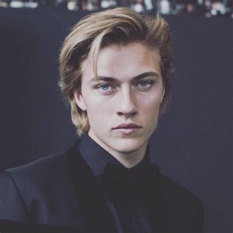 Dark Hair Pale Skin Pale Blonde Male Model Face Male Face Blonde