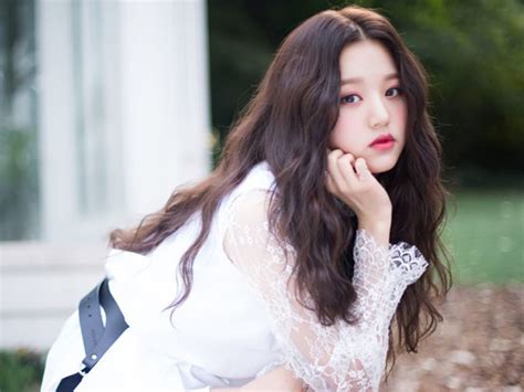 Proporsi Tubuh Sempurna Wonyoung Izone Jadi Perbincangan Netizen