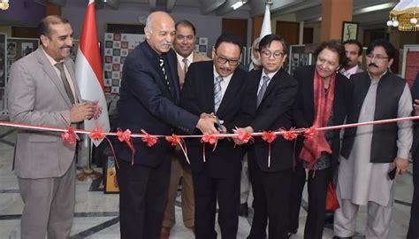 Senator Mushahid Hussain Inaugurates Photo Exhibition Celebrating