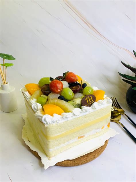 Jh Bakery Cakes 500g Cch Florist Fast Flower Delivery Melaka