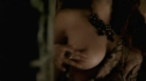 Naked Mayana Neiva In A Pedra Do Reino