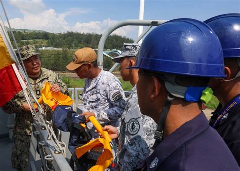 Military Sealift Command Far East Participates In Sama Sama Us Indo
